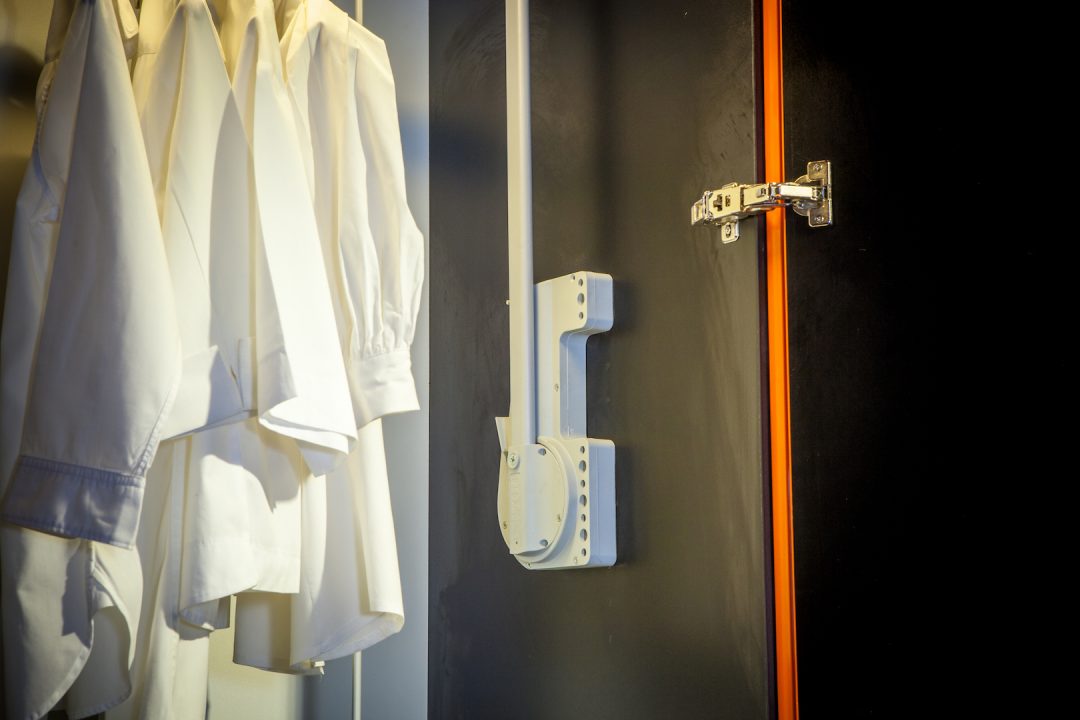 Pull-down clothes rack - Hoffen | Official Page | The Art of Living